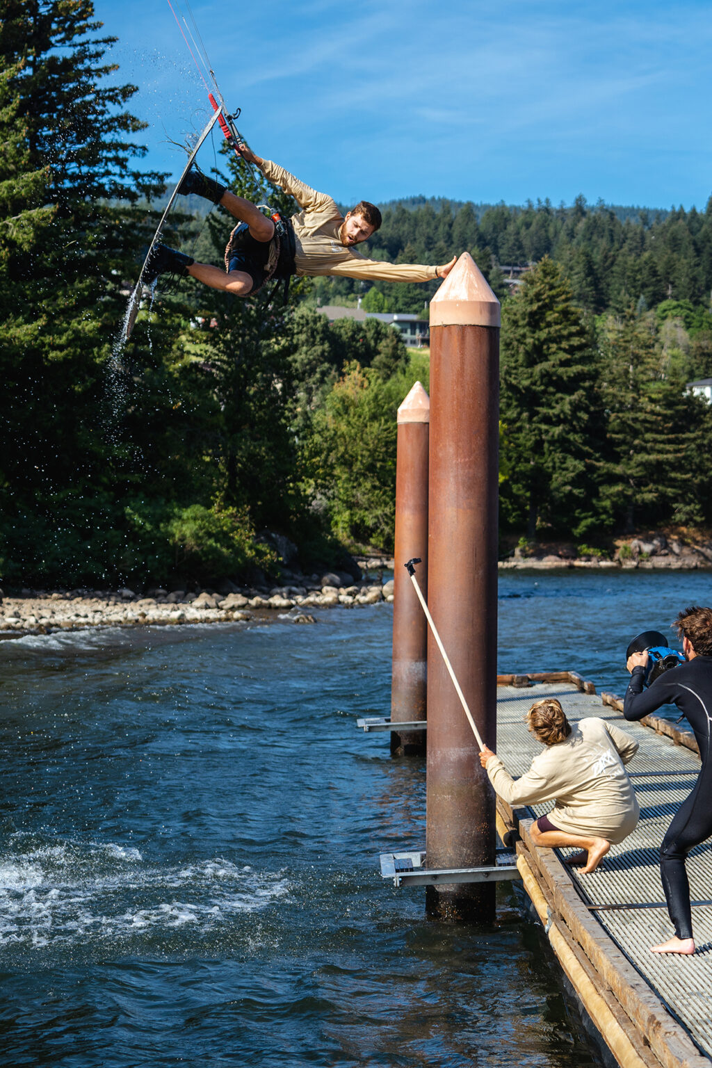 TANGLED LINES LEGENDS: Ewan Jaspan - TheKiteMag